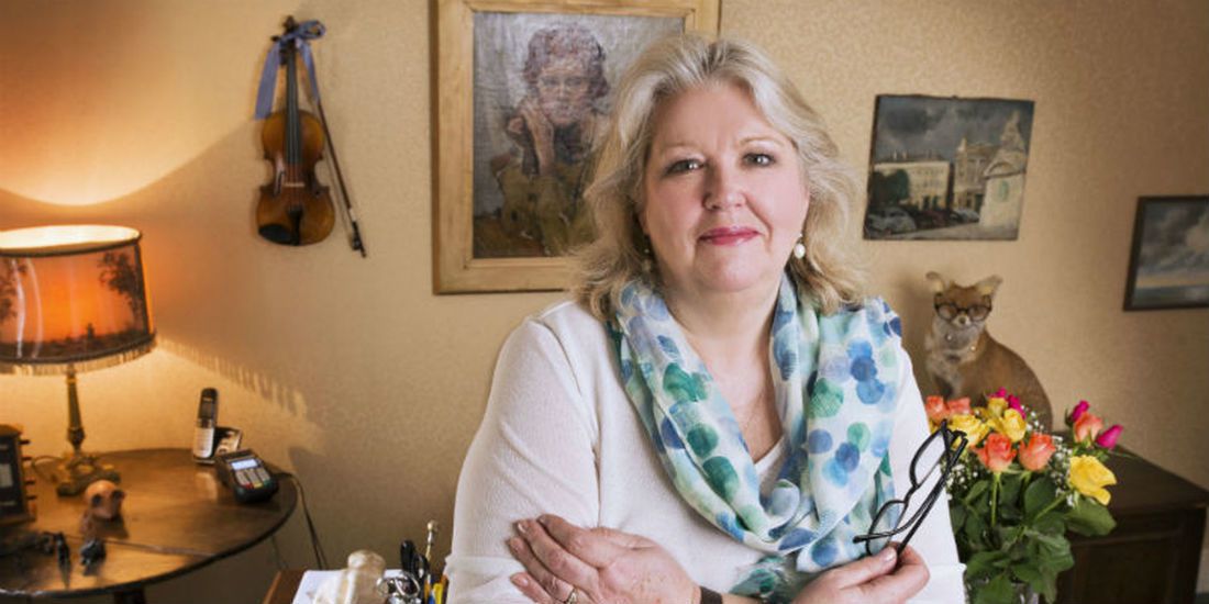 An interview with Lisa Holloway – Presenter of Channel 5’s To B&B The ...